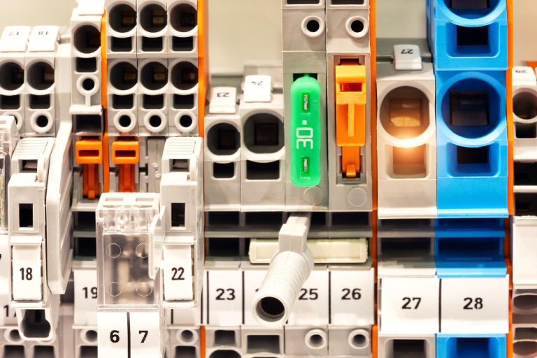 Complete Guide to Residual Current Circuit Breakers (RCCBs) | Types ...